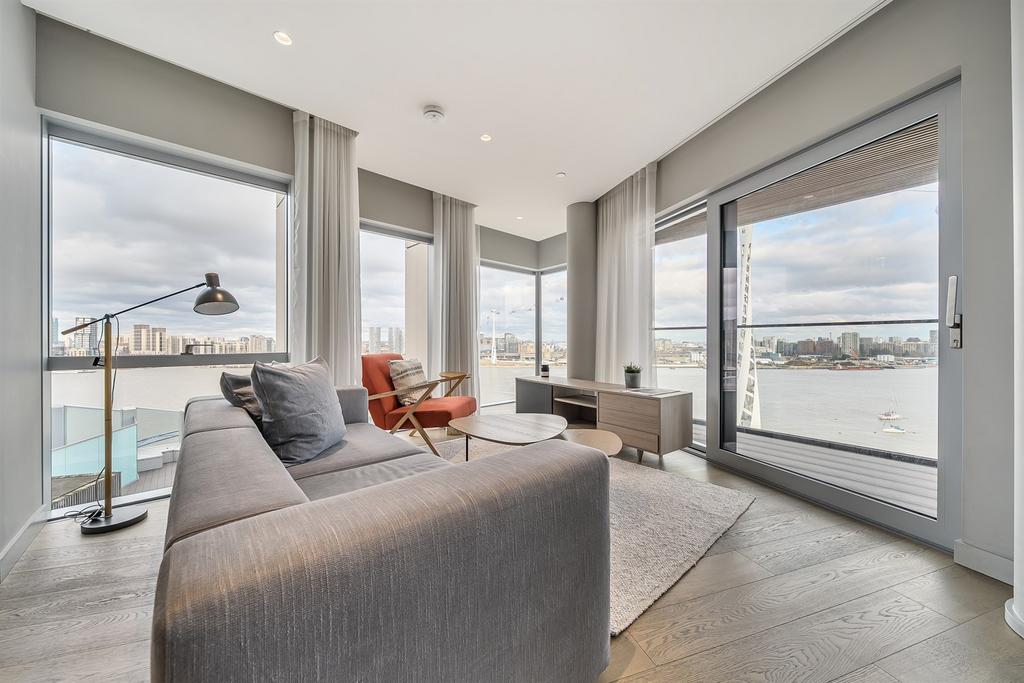 No.4, Upper Riverside, Cutter Lane... 2 bed property - £3,250 pcm (£750 pw)