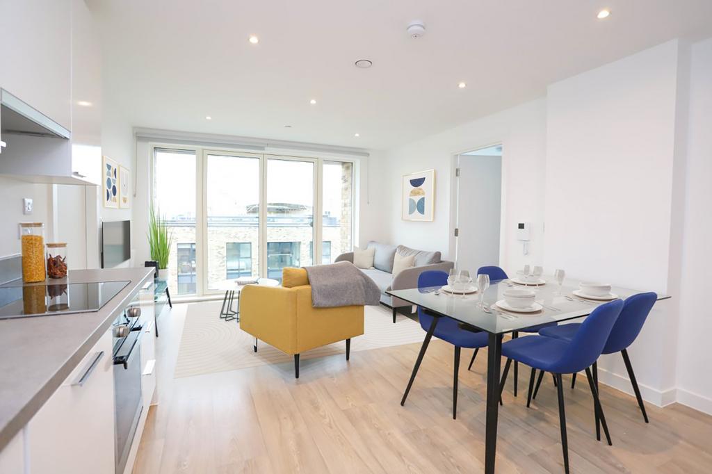 Clippers Quay Salford M50 1 bed apartment - £1,240 pcm (£286 pw)