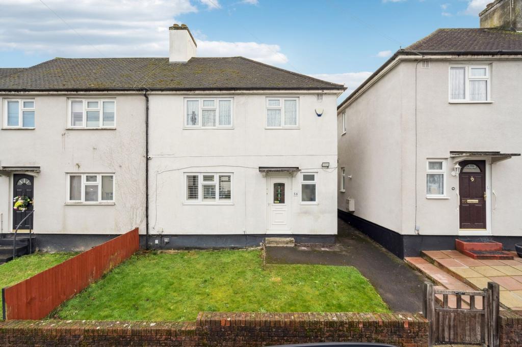 Herne Road, Bushey, WD23 3 bed end of terrace house for sale - £475,000