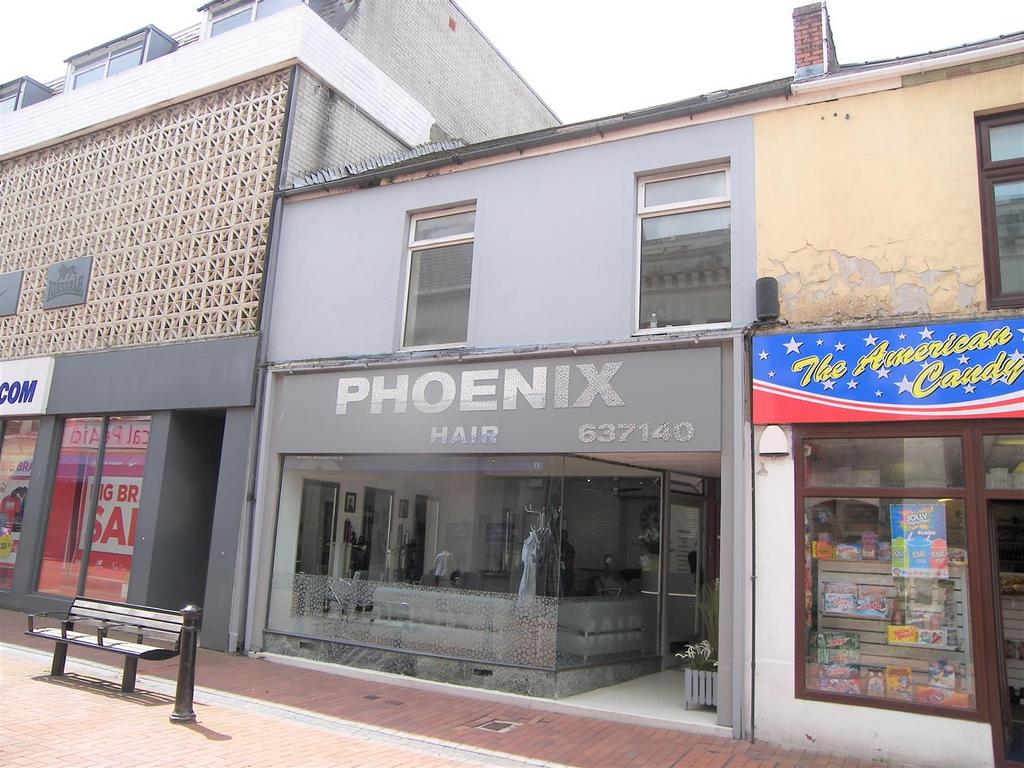 Queen Street, Neath SA11 1 bed flat - £445 pcm (£103 pw)