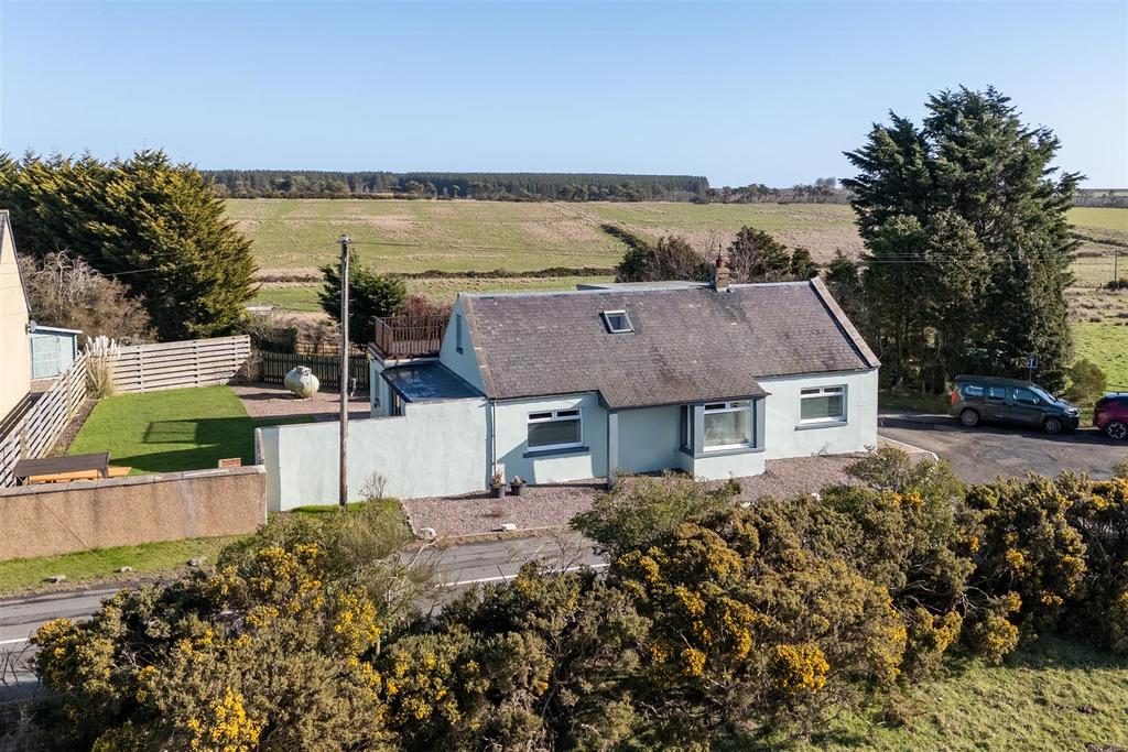 Hawthorn Dean, Coldingham Moor... 5 bed detached house for sale - £365,000