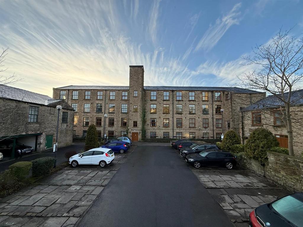 Victoria Apartments, Padiham, Burnley 2 bed apartment - £750 pcm (£173 pw)