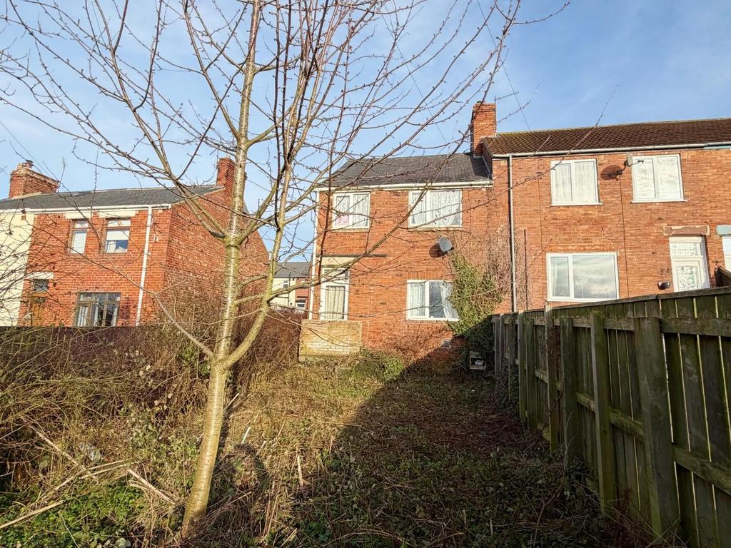 Stobart Terrace, Fishburn... 3 bed terraced house - £50,000