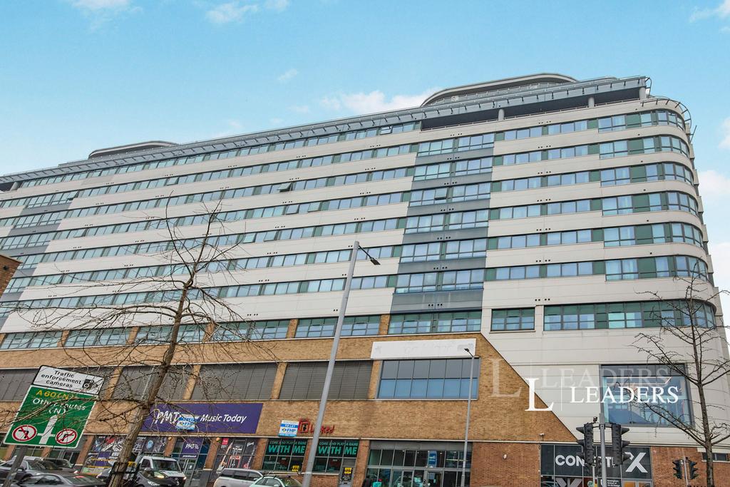 Marco Island, Huntingdon Street... 1 bed flat - £750 pcm (£173 pw)
