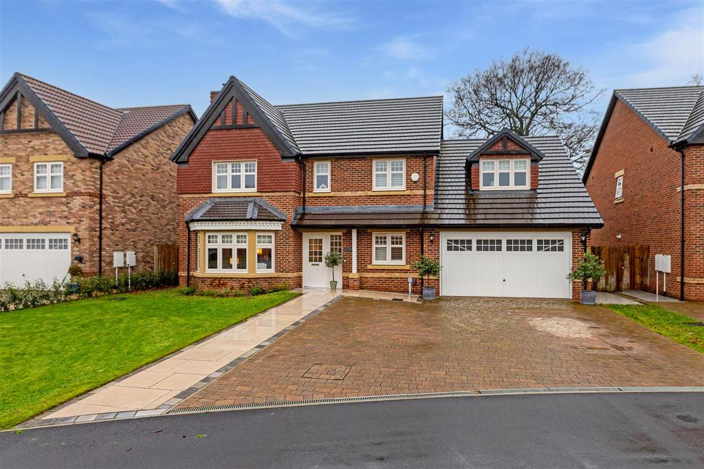 Romanby Drive, Darlington DL3 5 bed detached house for sale - £695,000
