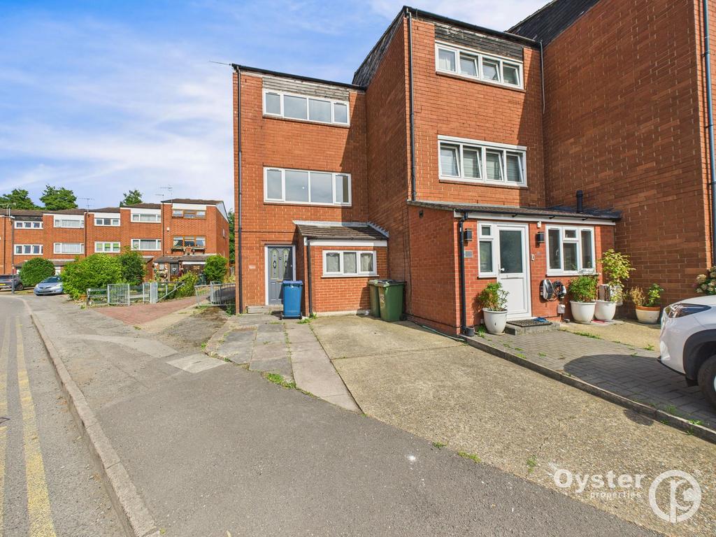 Hawkins Close, Harrow, HA1 4 bed end of terrace house to rent - £2,500 ...