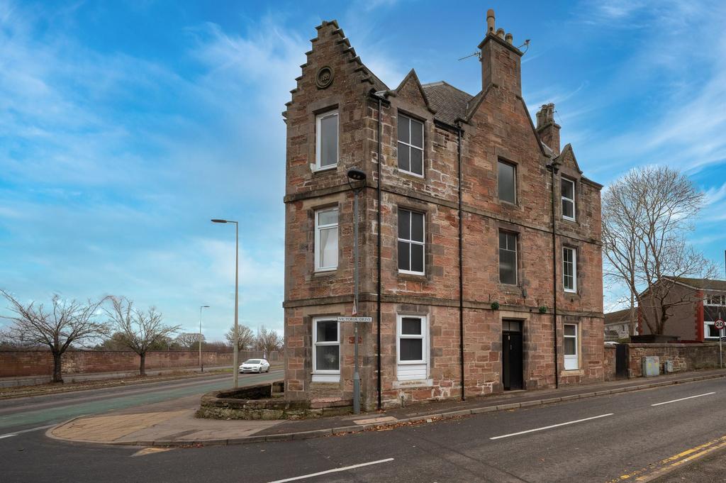 Millburn Road, Inverness IV2 1 bed flat for sale - £110,000