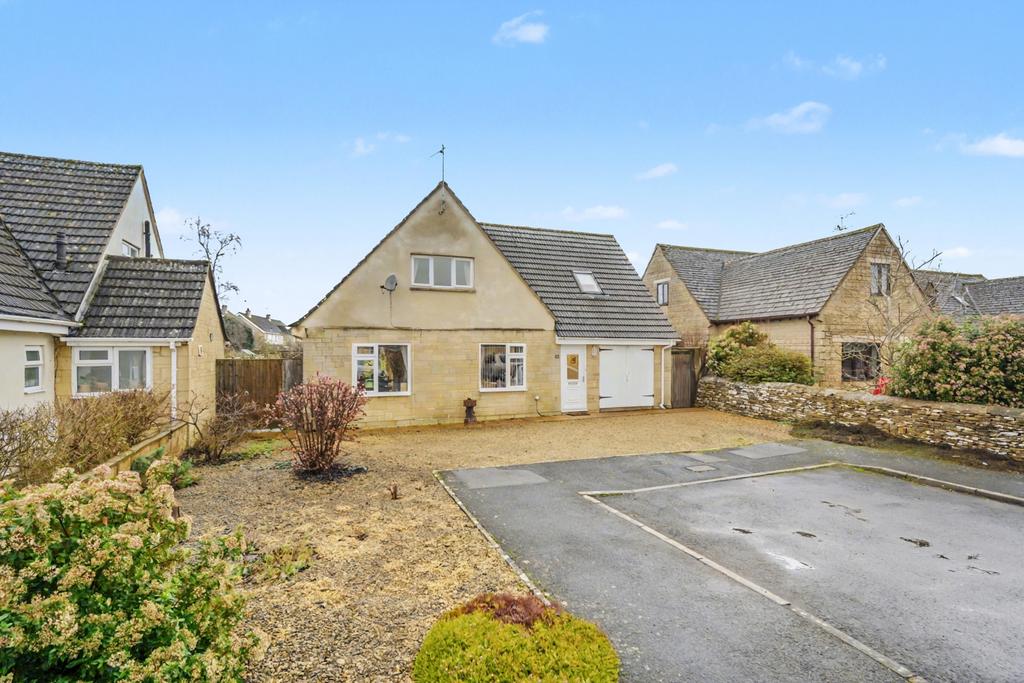 Churn Close, South Cerney 3 bed detached house for sale - £550,000