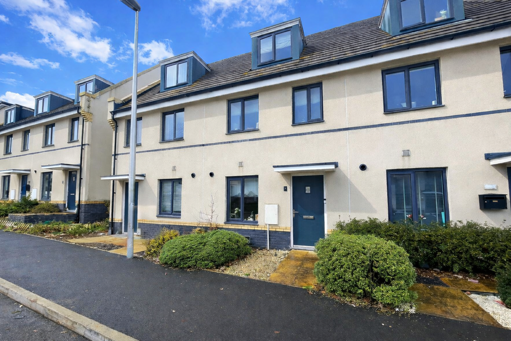 Buttercup Way, Newton Abbot 3 bed terraced house - £1,150 pcm (£265 pw)