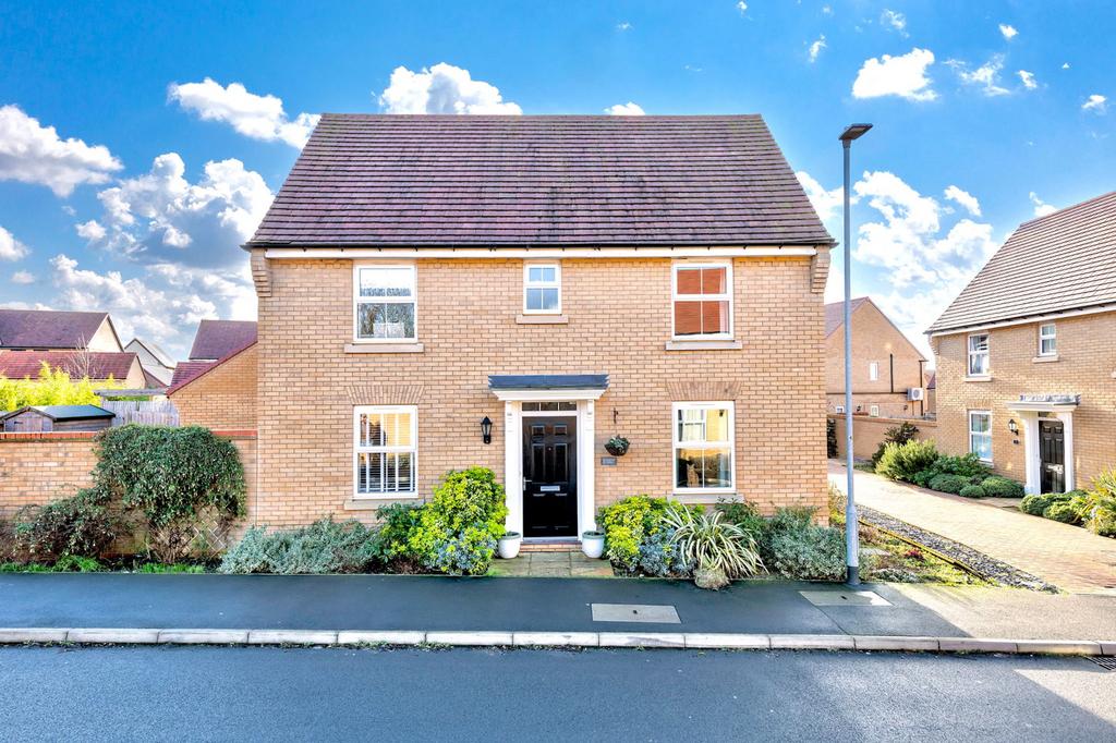 Reeve Way, Godmanchester PE29 3 bed detached house for sale - £350,000
