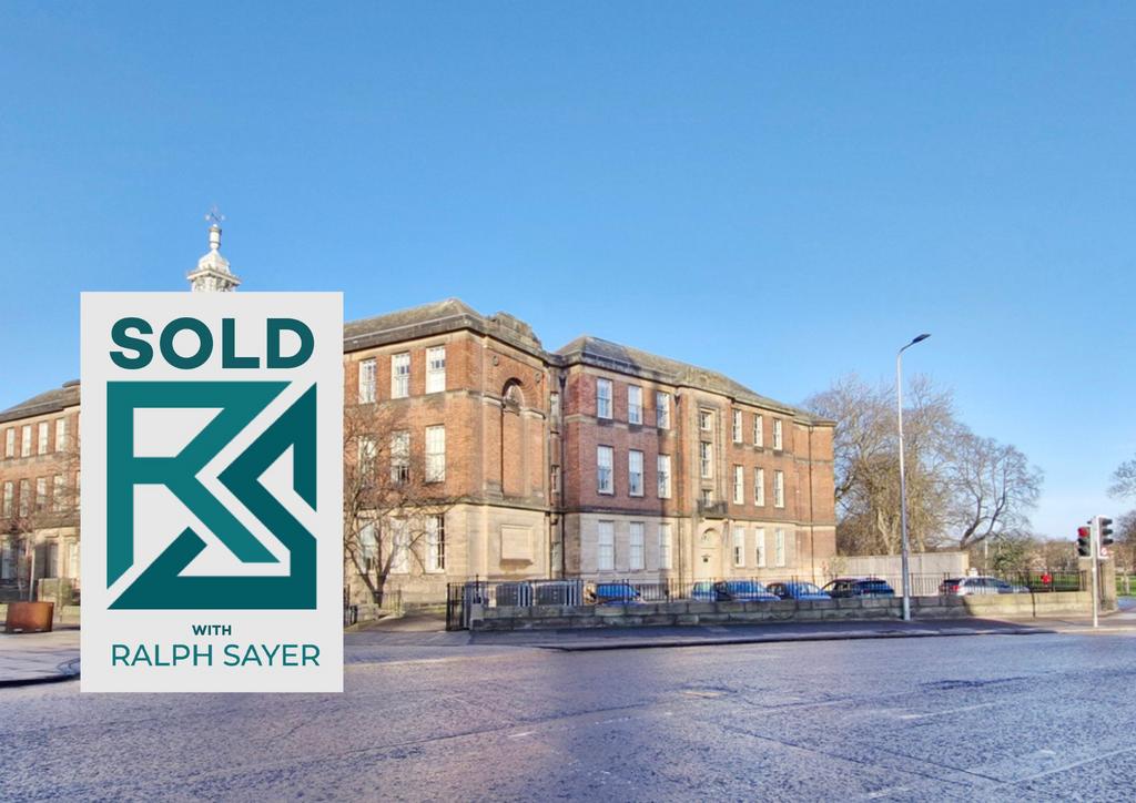 89/13 Duke Street, Leith Links... 2 bed flat for sale - £325,000