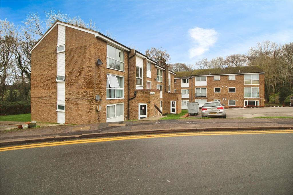 Ashby Court, Hertfordshire HP2 1 bed flat for sale - £135,000