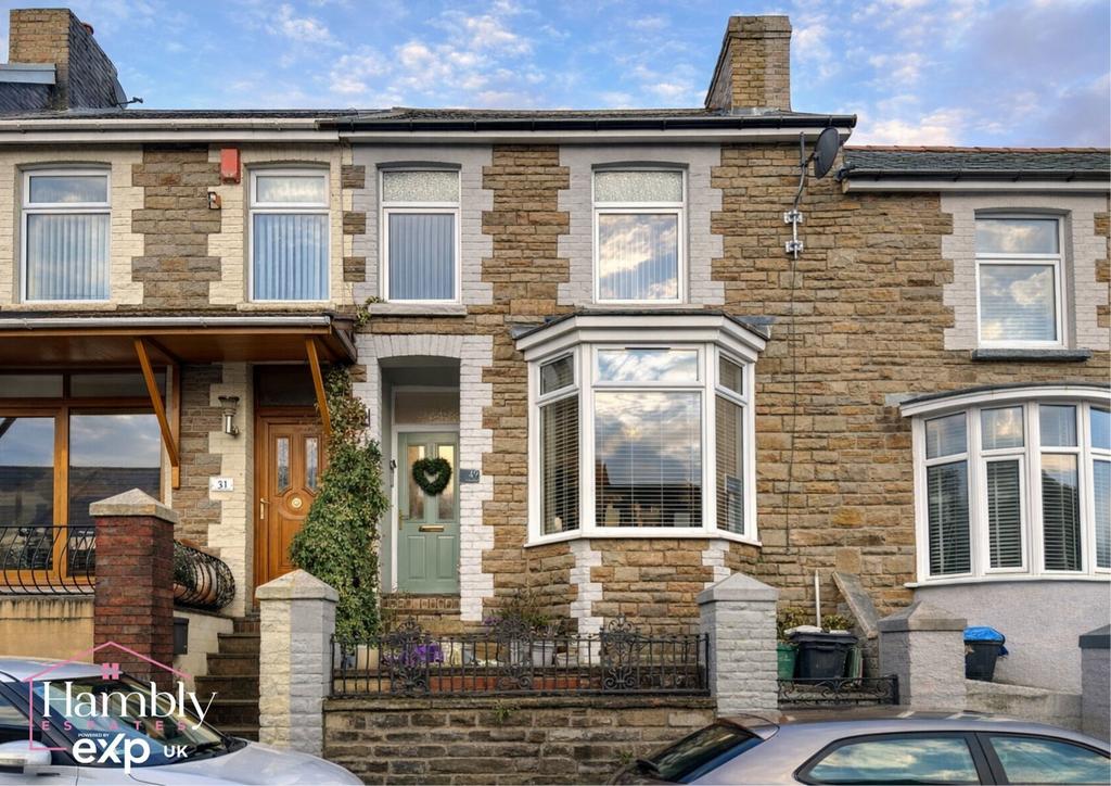 Duke Street, Abertillery NP13 3 bed terraced house for sale - £140,000
