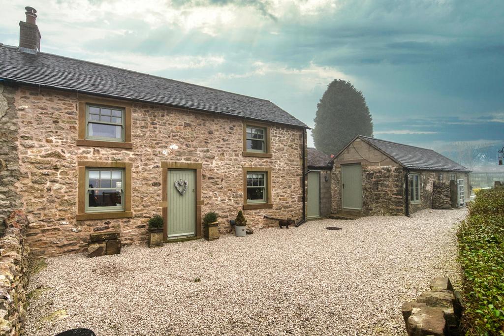 Biggin, Buxton 2 bed end of terrace house for sale - £500,000