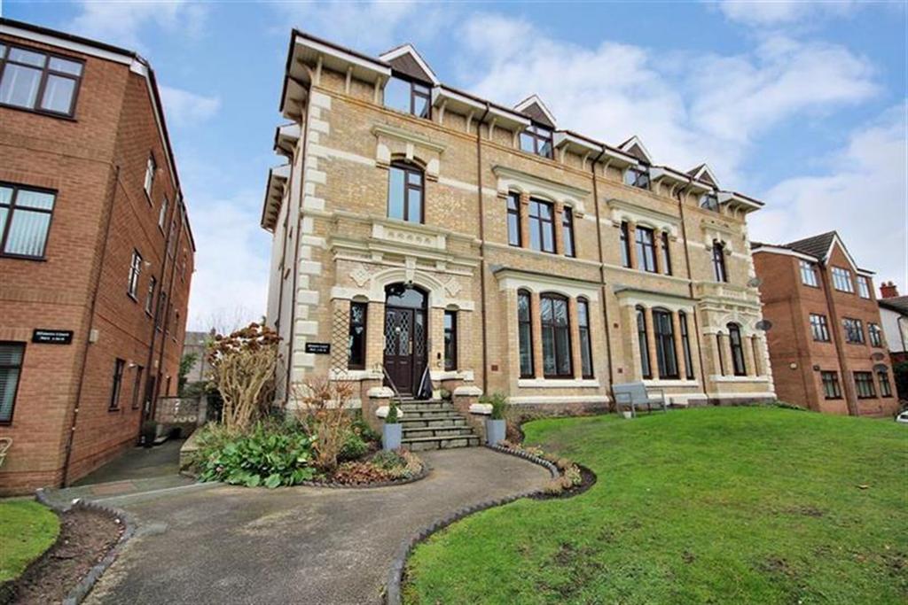 Crosby, Liverpool L23 2 bed apartment - £189,950