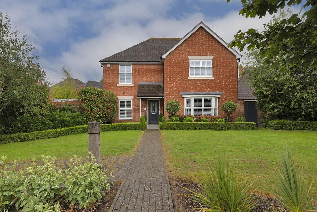 Waterloo Walk, Kings Hill, ME19 4QS 5 bed detached house - £750,000