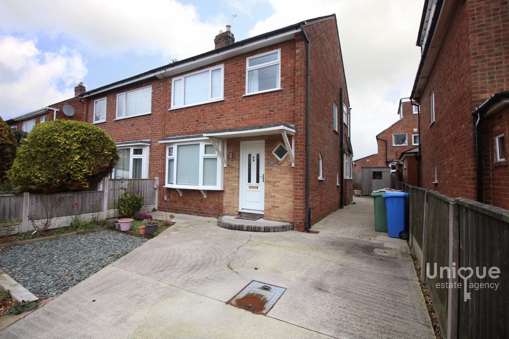 Raybourne Avenue, Poulton-le-Fylde, FY6 3 bed semi-detached house for ...
