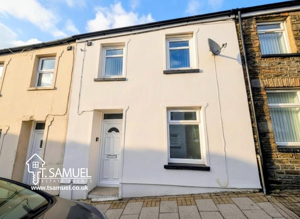 Strand Street, Mountain Ash, CF45 4HG 2 bed terraced house - £110,000