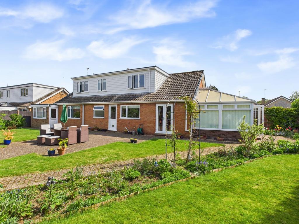 Sandfield Road, Downham Market PE38 3 bed detached bungalow for sale ...