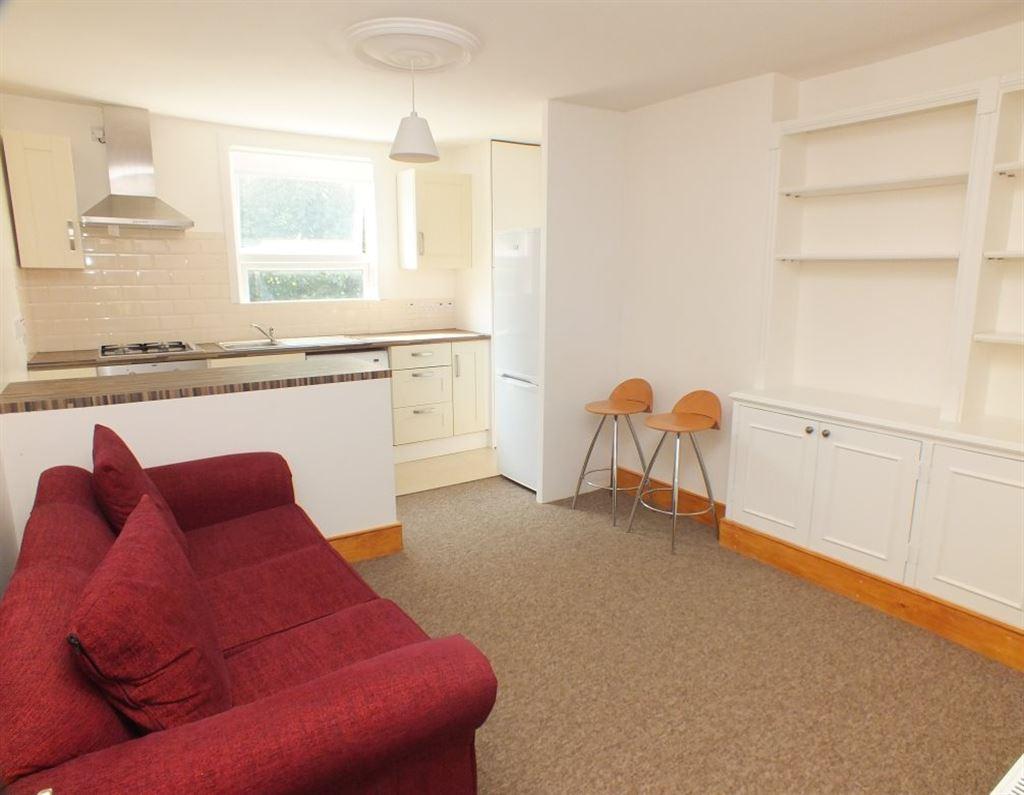 Brownlow Road Harlesden NW10 9QR 2 Bed Flat 1 473 Pcm 340 Pw brownlow-road-harlesden-nw10-9qr-2-bed-flat-1-473-pcm-340-pw