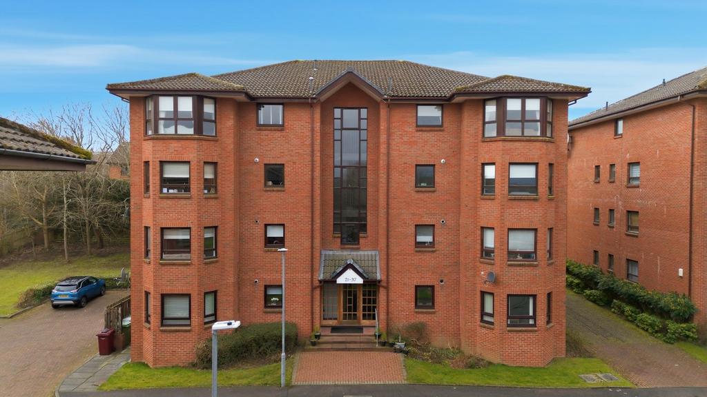 Mote Hill, Hamilton ML3 2 bed flat for sale - £155,495
