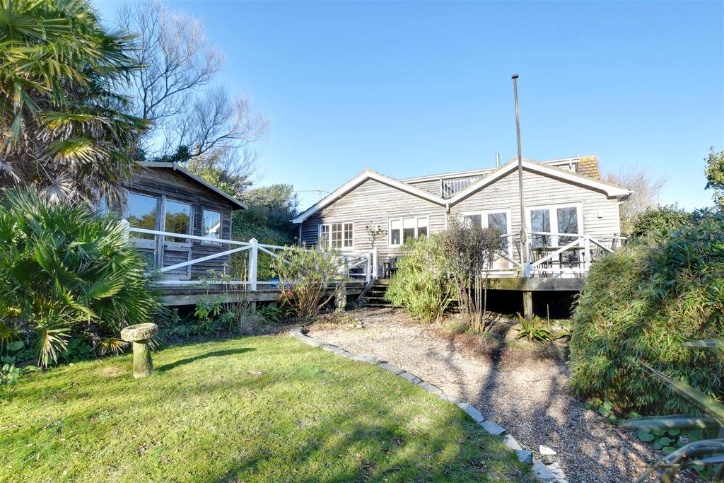 Commanders Walk, Fairlight 5 bed detached house for sale - £699,950
