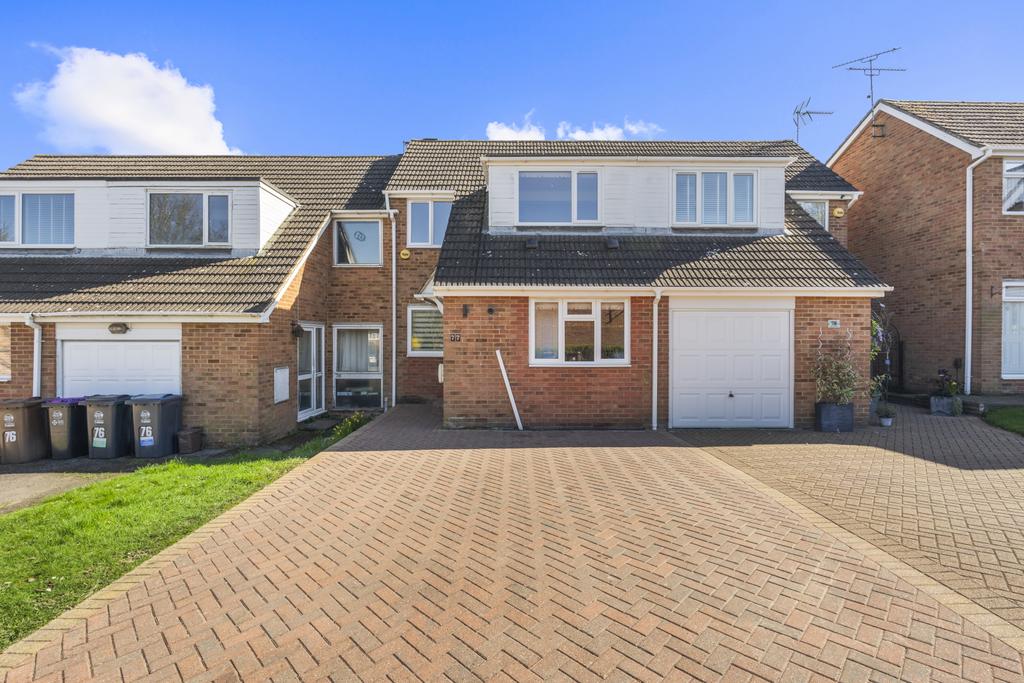 Appleton Fields, Hertfordshire CM23 3 bed terraced house - £450,000