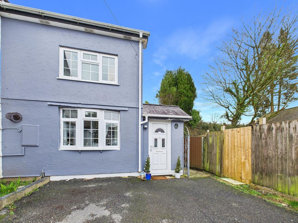 Station Road, Kilgetty, SA68 3 bed semi-detached house for sale - £185,000