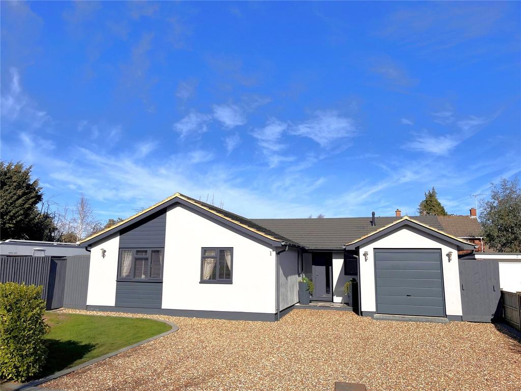 Gillotts Close, RG9 1PY 3 bed bungalow for sale - £1,000,000