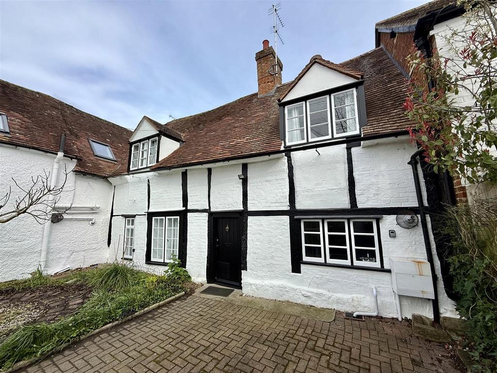The Green, Abingdon OX14 2 bed terraced house - £1,450 pcm (£335 pw)