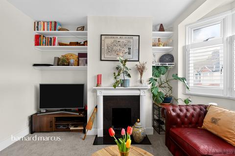 Houses for sale in SW17 | OnTheMarket