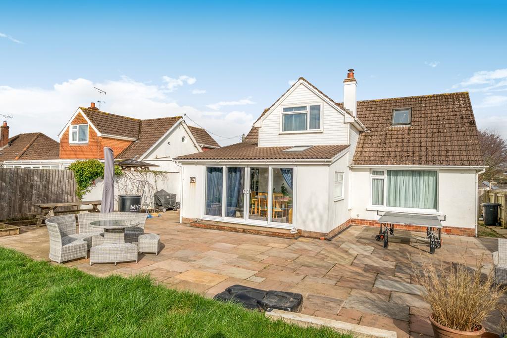 Taw View, Barnstaple EX31 4 bed detached bungalow for sale - £410,000