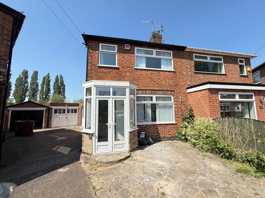 Stancliffe Avenue, Nottingham, NG6 3 bed house - £1,100 pcm (£254 pw)