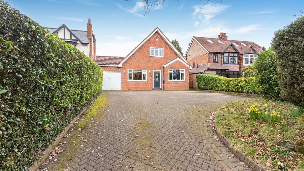 Lowbrook Lane, Solihull B90 5 bed detached bungalow for sale - £700,000