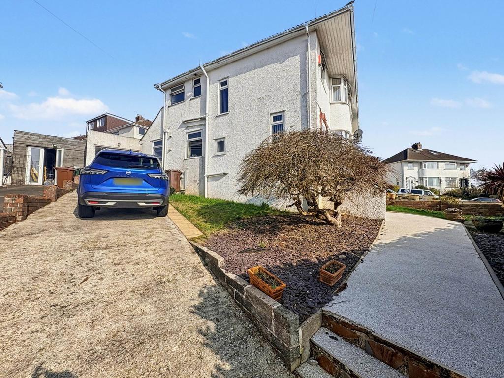 Lynwood Avenue, Plymouth PL7 3 bed semi-detached house for sale - £310,000
