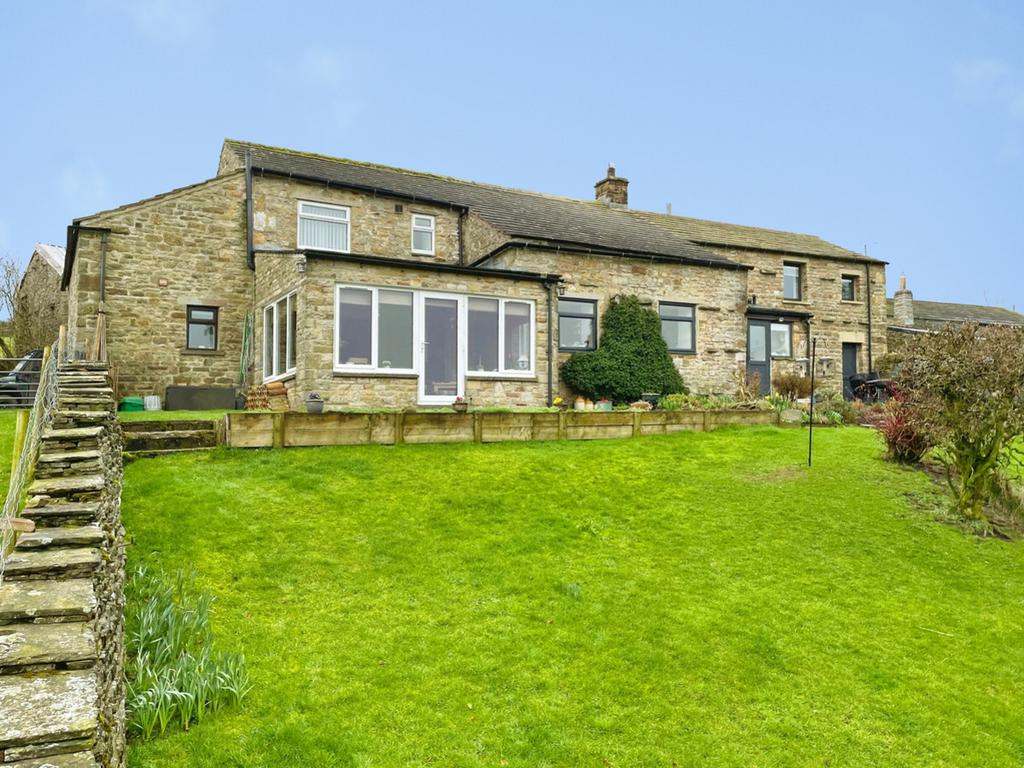 Lowgate, Burtersett 4 bed cottage for sale - £550,000