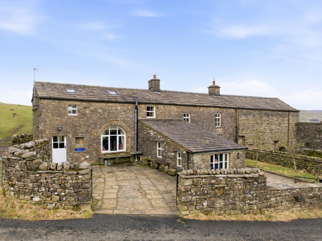 High Bands, Gayle, Hawes, DL8 3NA 4 bed detached house for sale - £480,000