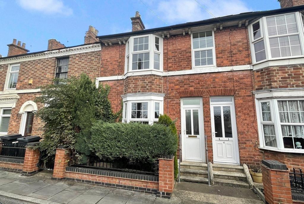 Wilton Terrace, Melton Mowbray... 3 bed terraced house for sale - £160,000