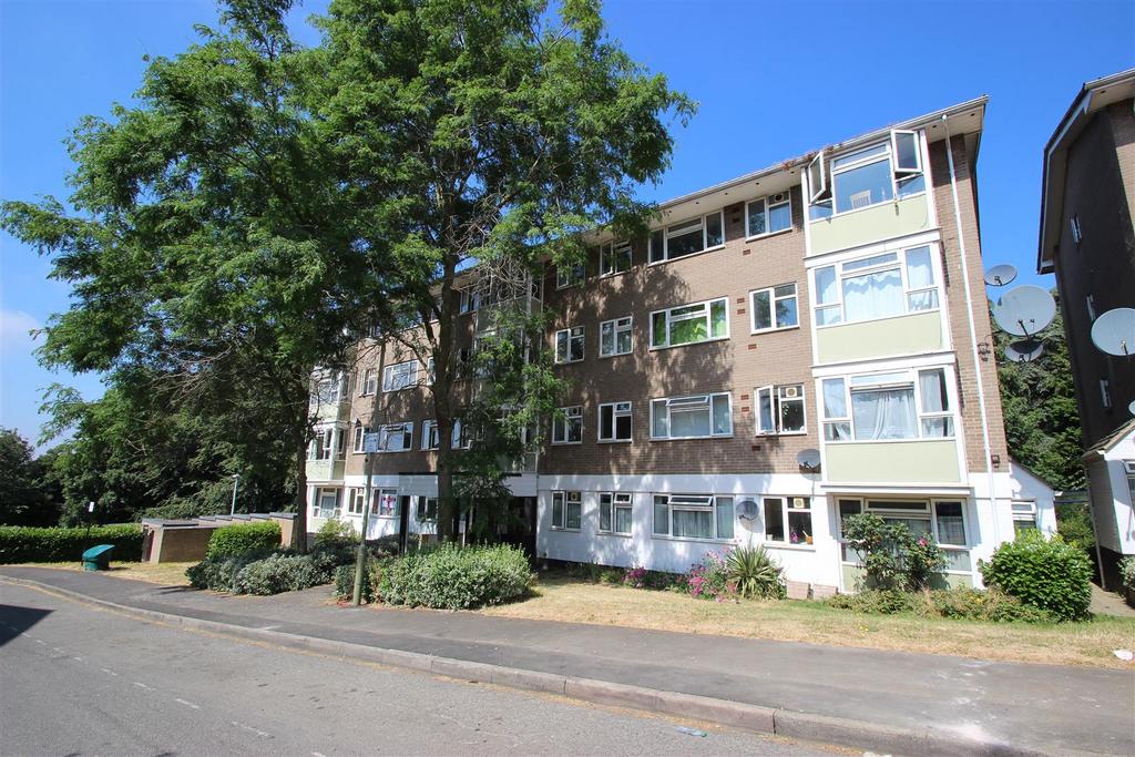 Southfield Park, Bartlemas Close, Oxford 3 bed apartment - £1,595 pcm ...