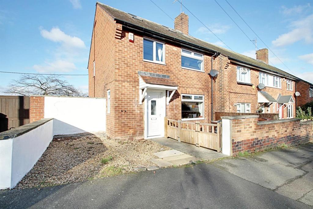 Windmill Lane, Nottingham, NG3 4 bed semi-detached house - £1,350 pcm ...