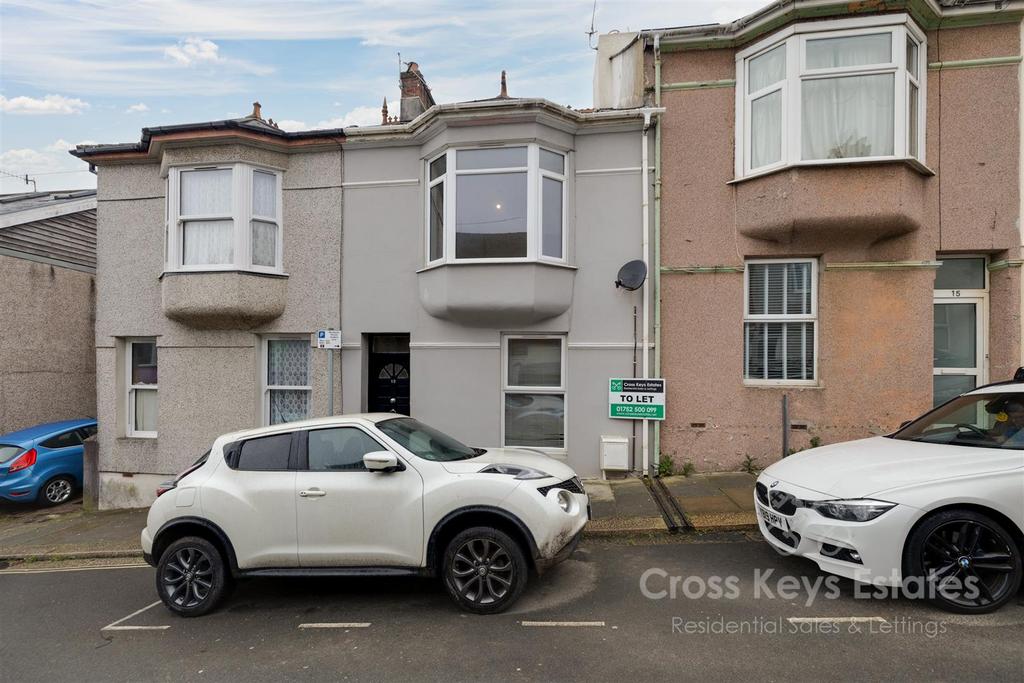Beaumont Avenue, Plymouth PL4 2 bed terraced house to rent - £1,100 pcm ...