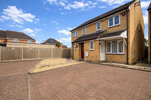 Houses For Sale In Luton | OnTheMarket