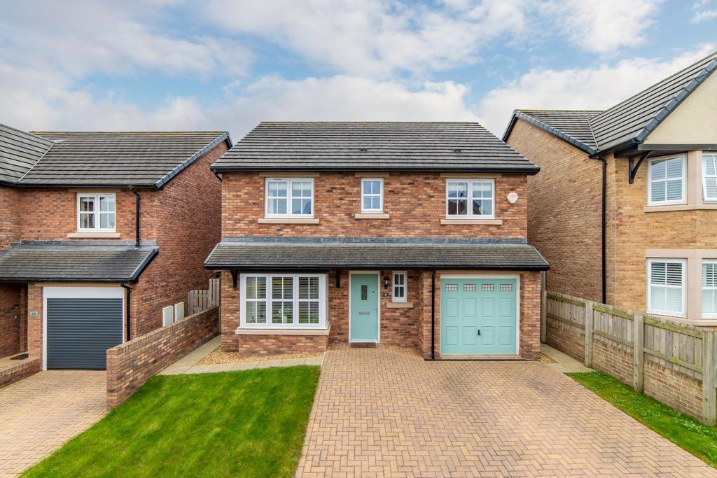 Weatherby Avenue, Ryton NE40 4 bed detached house for sale - £350,000