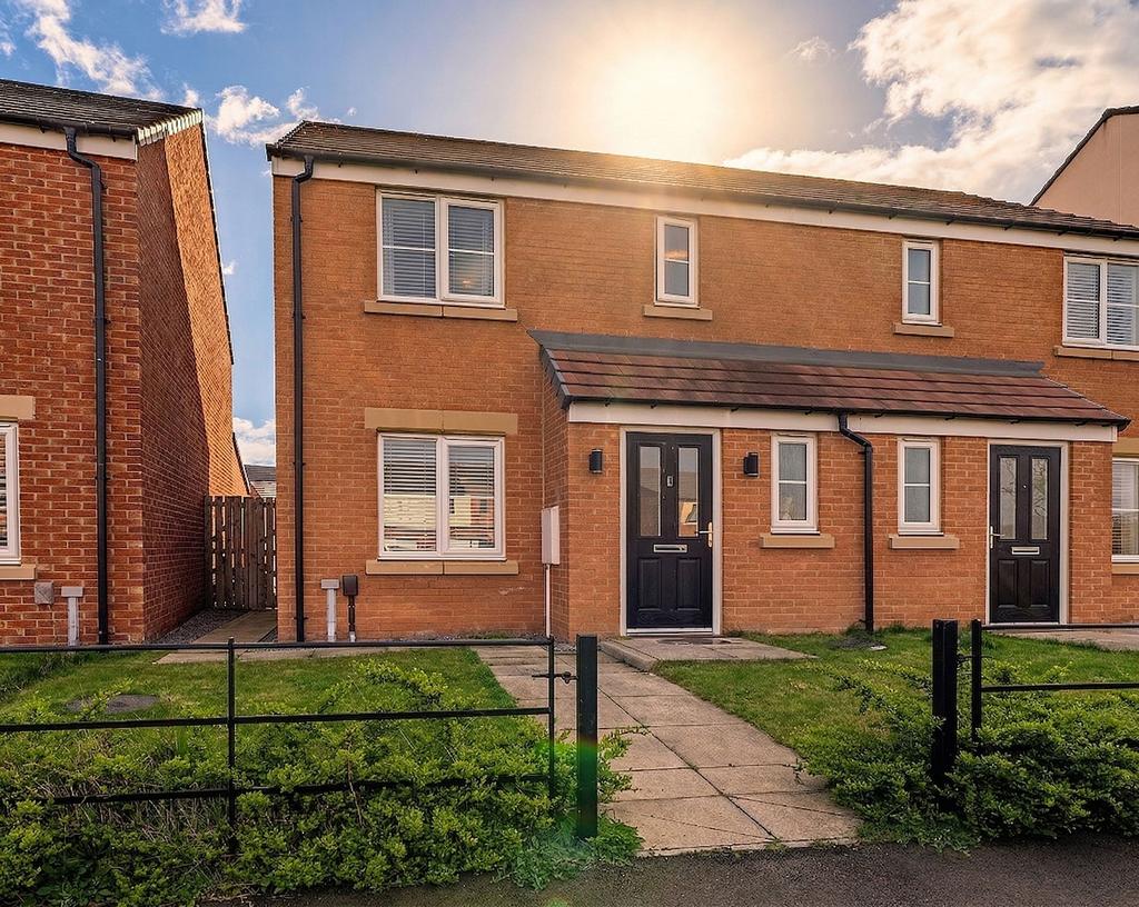 Spilsby Crescent, St. Nicholas Manor... 3 bed semi-detached house for ...