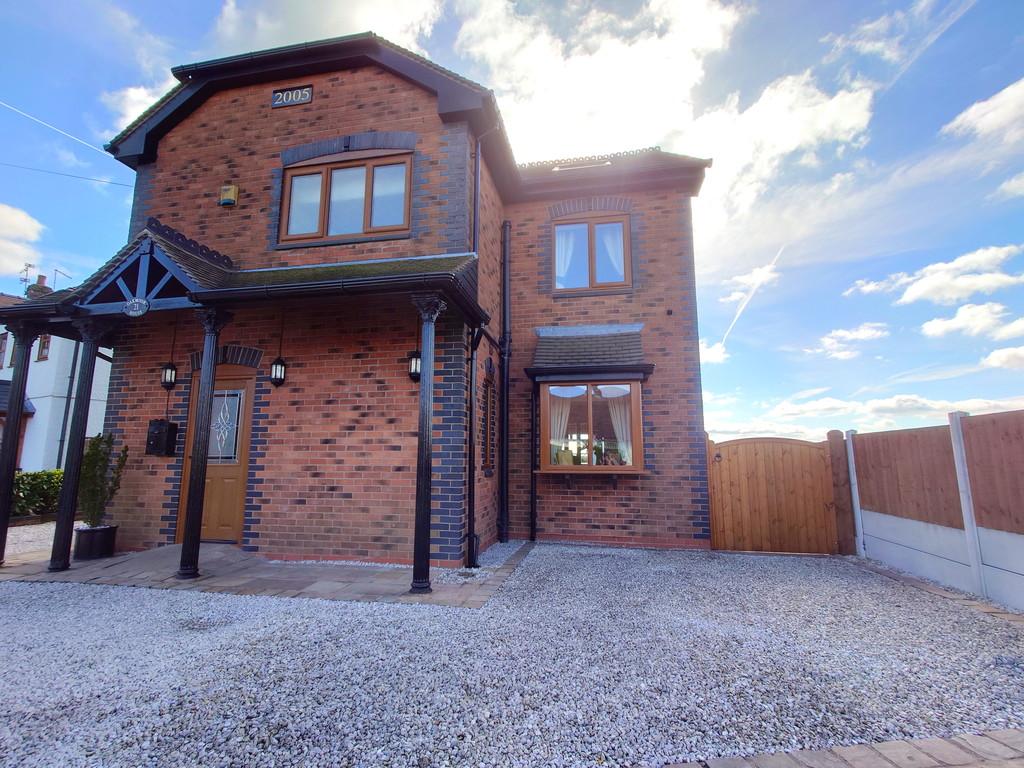Scot Hay Road, Alsagers Bank... 4 bed detached house for sale - £450,000