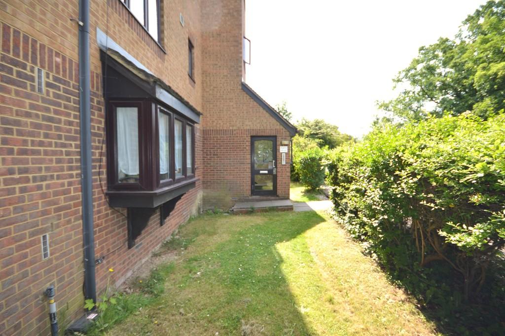 Pempath Place, Wembley Studio for sale - £190,000