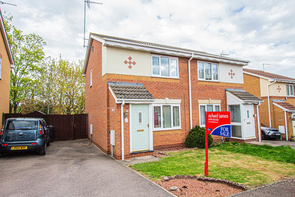 Scharpwell, Wellingborough NN9 2 bed semi-detached house for sale - £ ...