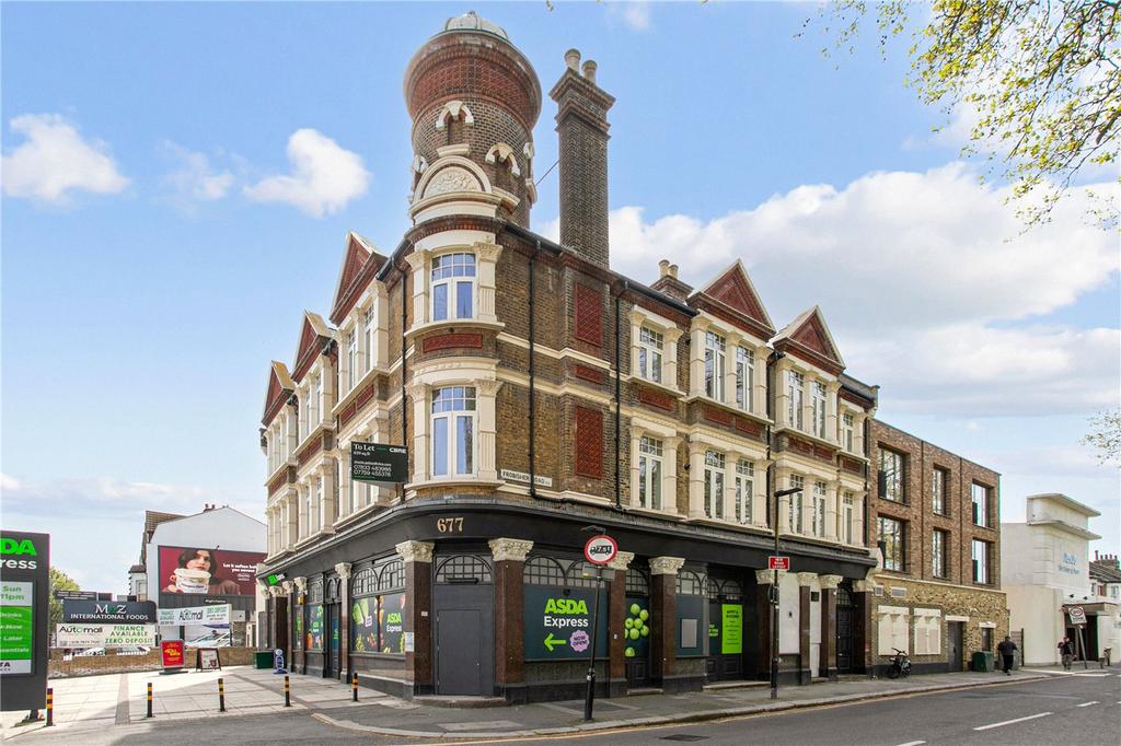Frobisher Road, London, N8 2 bed apartment to rent - £2,500 pcm (£577 pw)