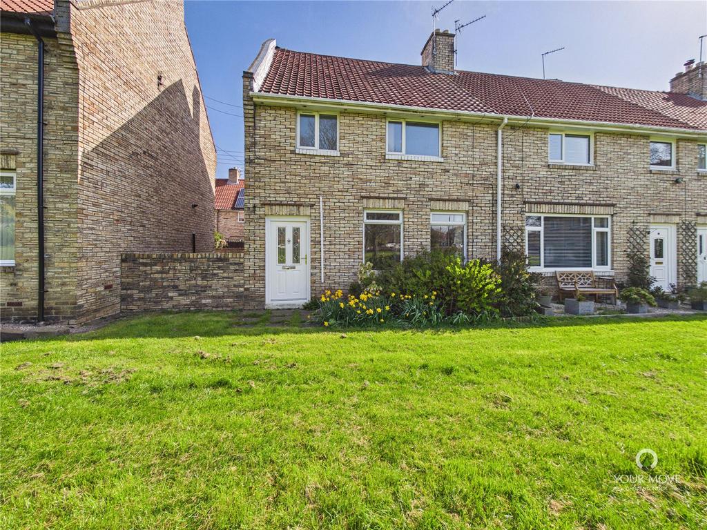 Broom Terrace, Whickham NE16 3 bed end of terrace house to rent - £850 ...