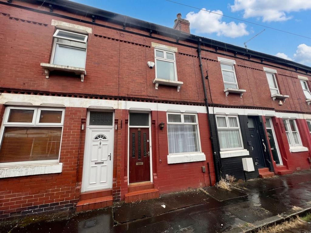 Thorn Grove, Manchester, M14 2 bed terraced house to rent - £1,100 pcm ...